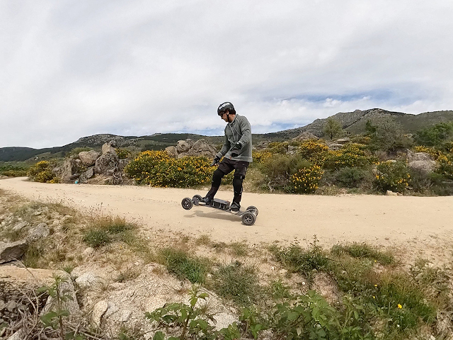 Cursos de MountainBoard y un club de lectura digital, novedades en la ...
