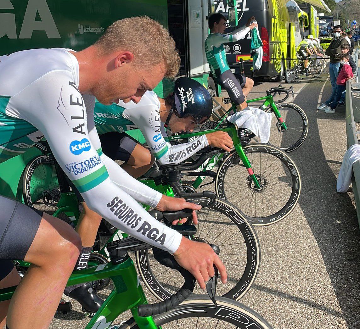 Sergio Martín acaba 20º y su compañero en Caja Rural, Orluis Aular ...