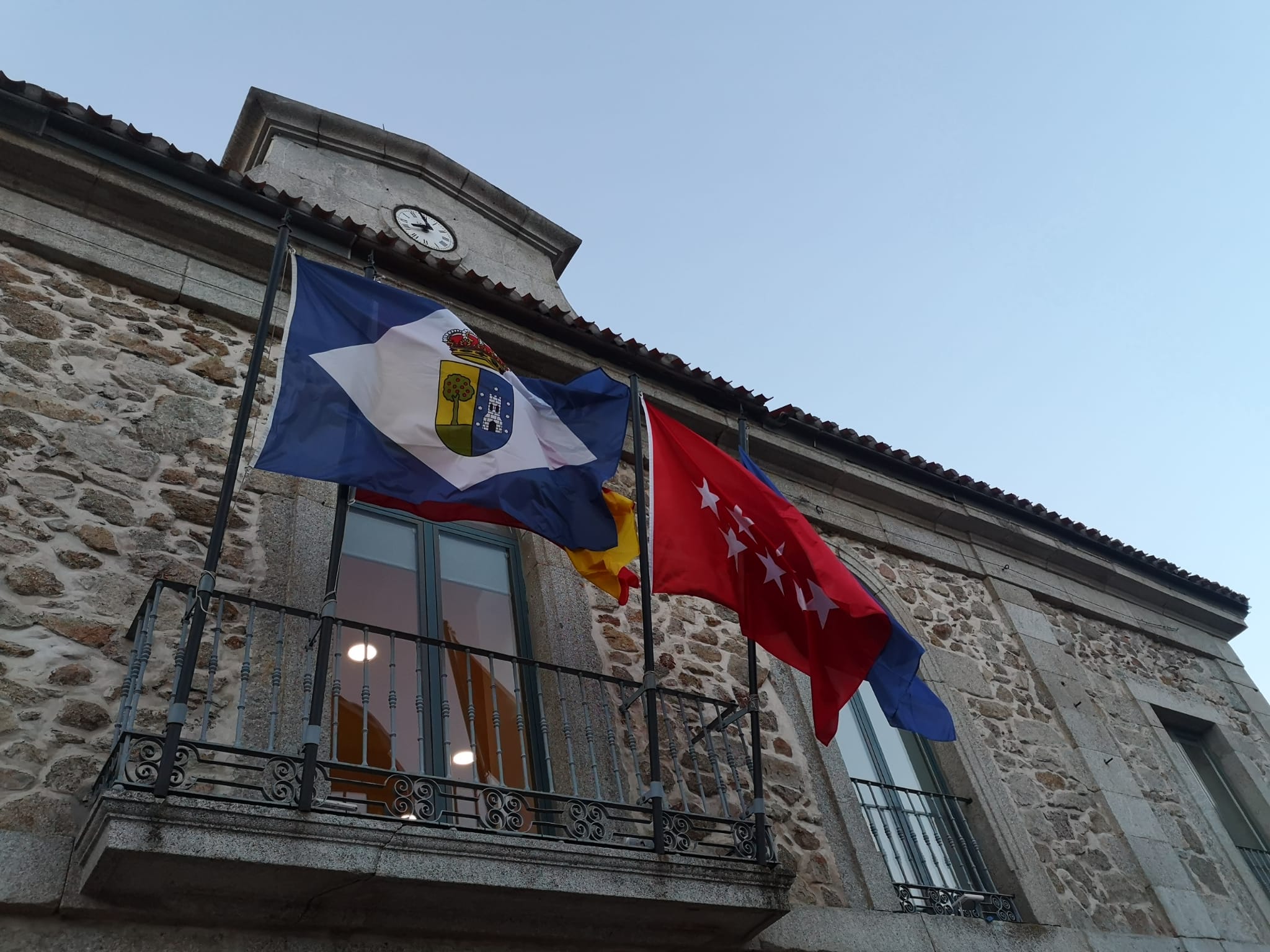 El Ayuntamiento de Valdemorillo ofrece el nuevo servicio de validación ...